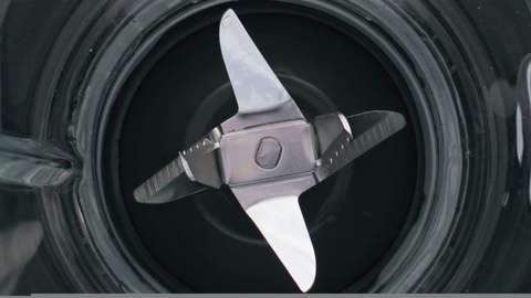 How Does a Blender Work? - Blender Adviser